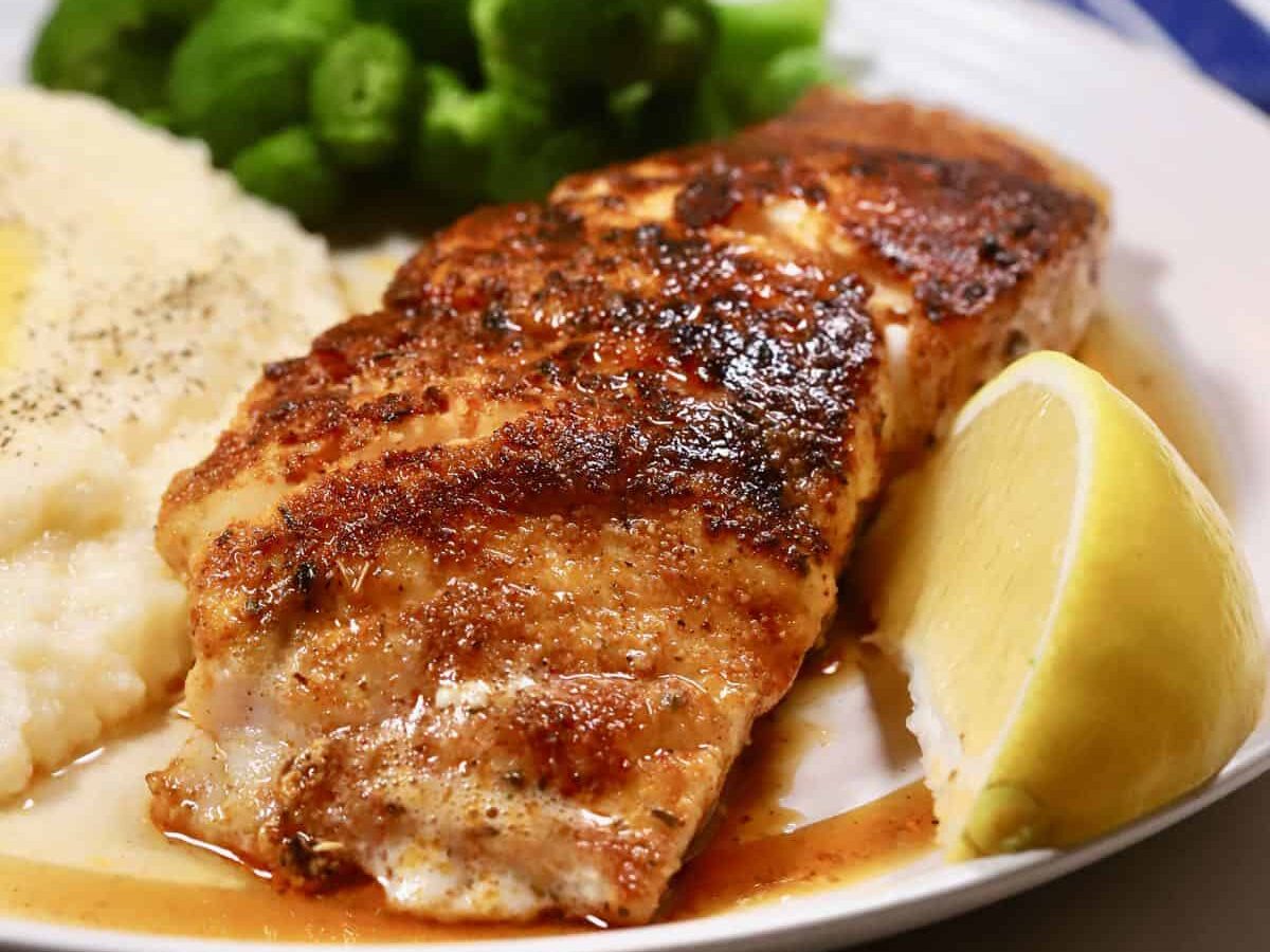 Ultimate Guide to Cast Iron Skillet Cooking with Seafood